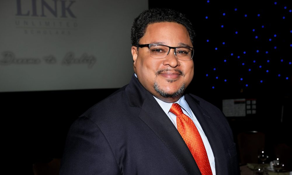 THE HISTORY OF THE 1ST CONGRESSIONAL DISTRICT: Who Will Carry The Torch ...